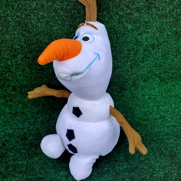Disney | Toys | Authentic Disney Parks Frozen Olaf Snowman Medium Plush ...